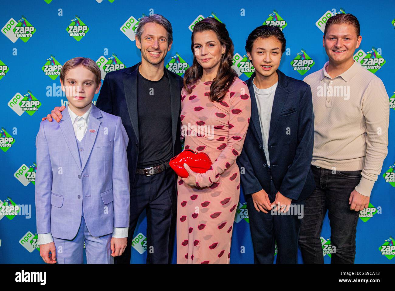 HILVERSUM - Elise Schaap and partner Wouter de Jong on the green carpet ...