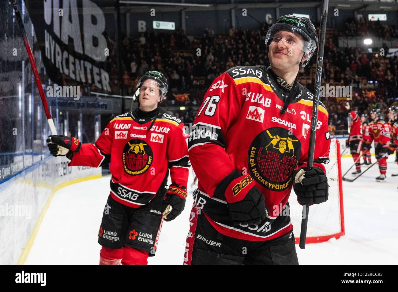 250125 Luleås Jesper Sellgren och Anton Levtchi jublar efter ishockeymatchen i SHL mellan Luleå ...