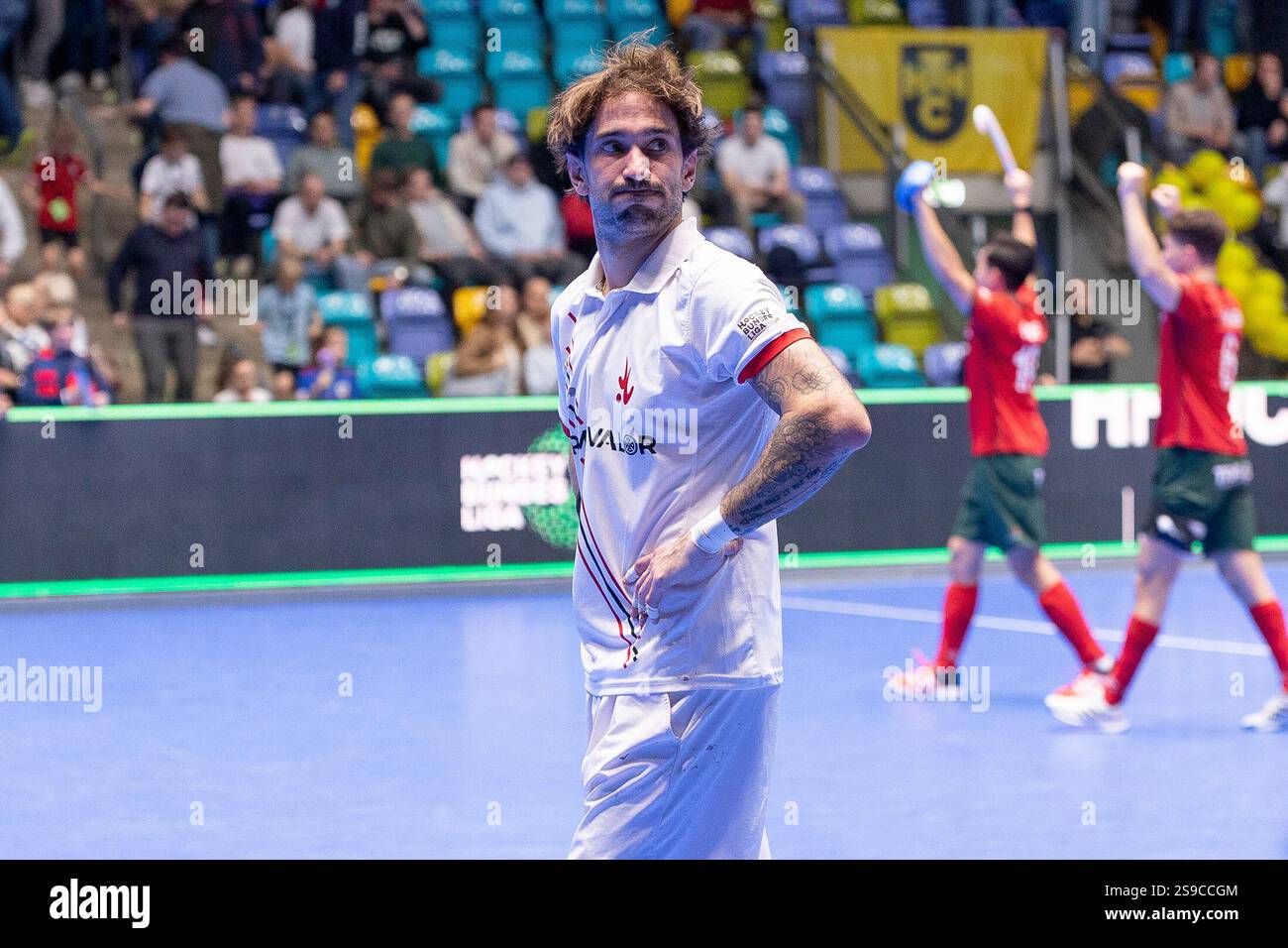 Manuel Prol (TSV Mannheim #5) entt?uscht, bedient, TSV Mannheim Hockey ...