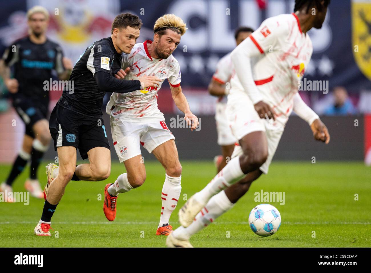 Leipzig, Germany. 25th, January 2025. Florian Wirtz (10) of Bayer ...