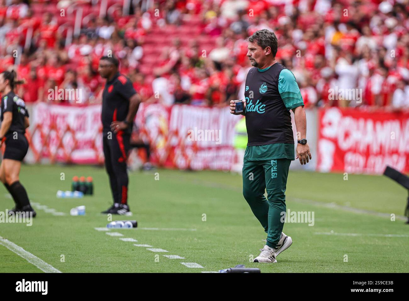 RS - PORTO ALEGRE - 01/25/2025 - GAUCHO 2025, INTERNATIONAL x JUVENTUDE - Fabio Mathias coach of ...