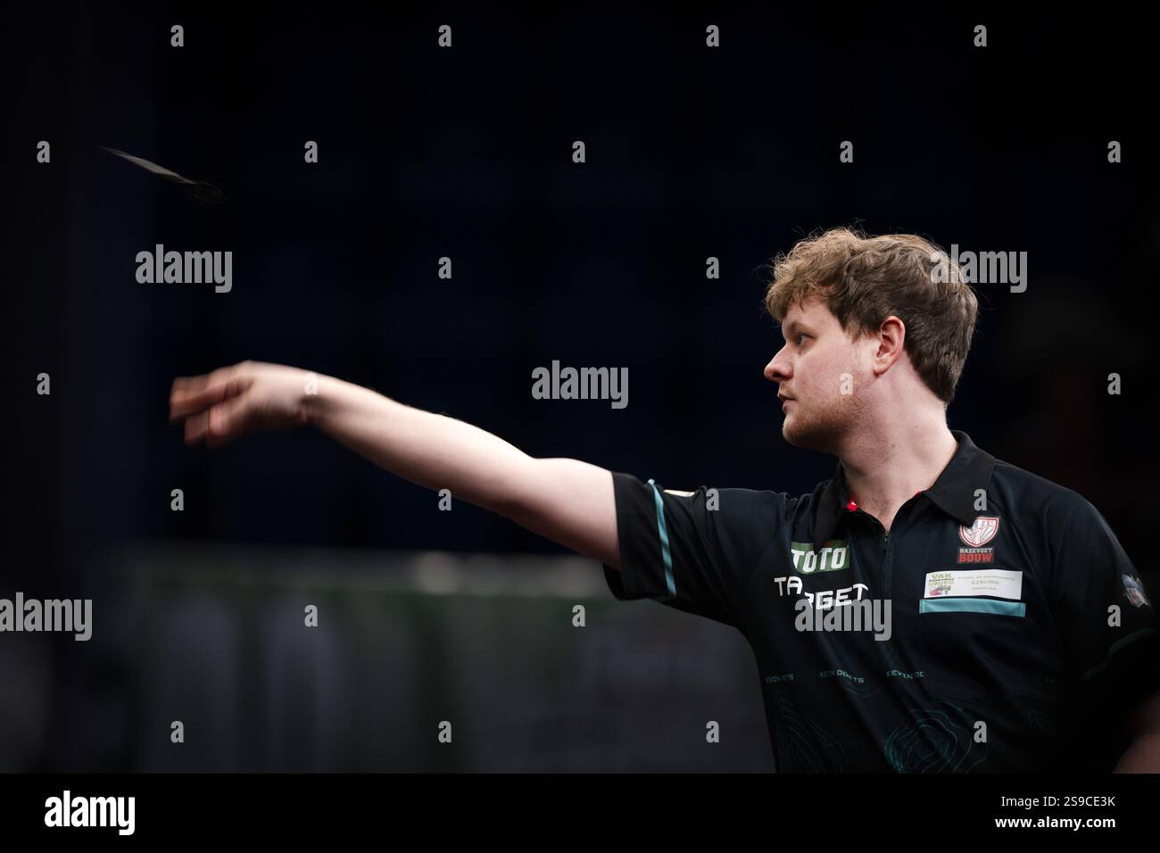 Den Bosch, Netherlands. 25th Jan, 2025. DEN BOSCH - Darter Kevin Doets ...