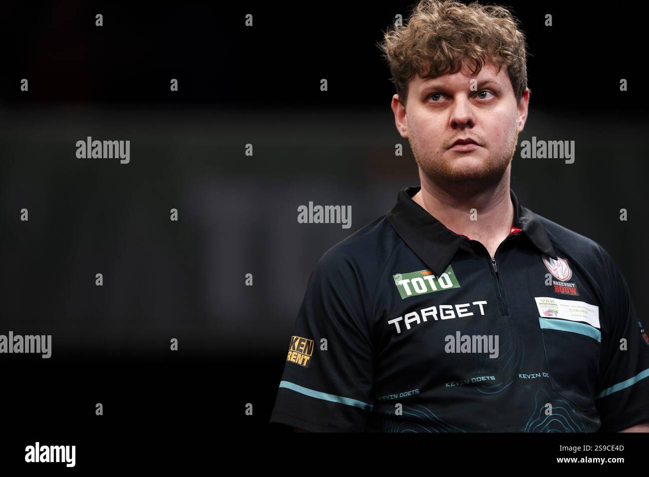 Den Bosch, Netherlands. 25th Jan, 2025. DEN BOSCH - Darter Kevin Doets ...