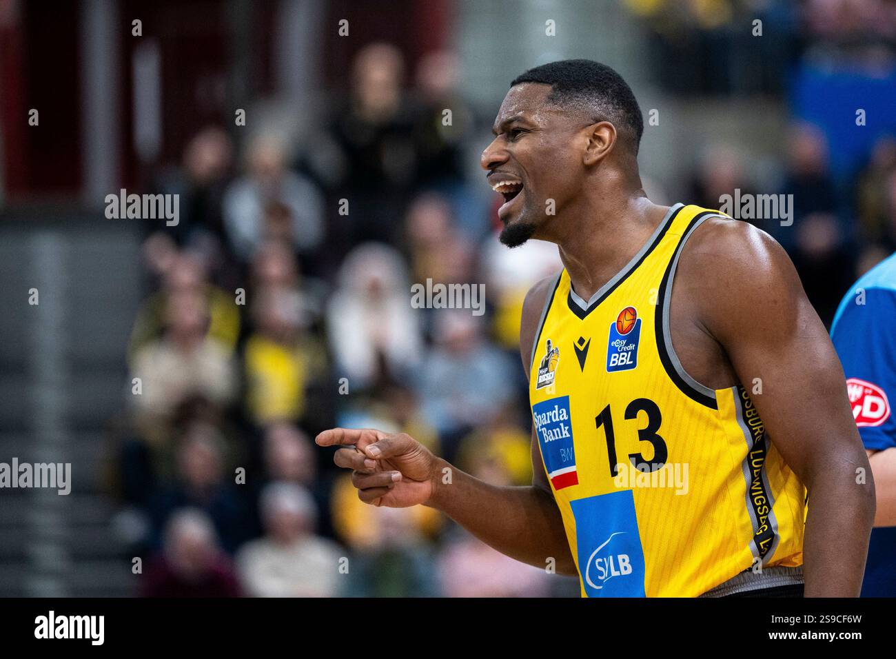 Yorman Polas Bartolo (MHP Riesen Ludwigsburg, #13) gestikuliert, GER ...