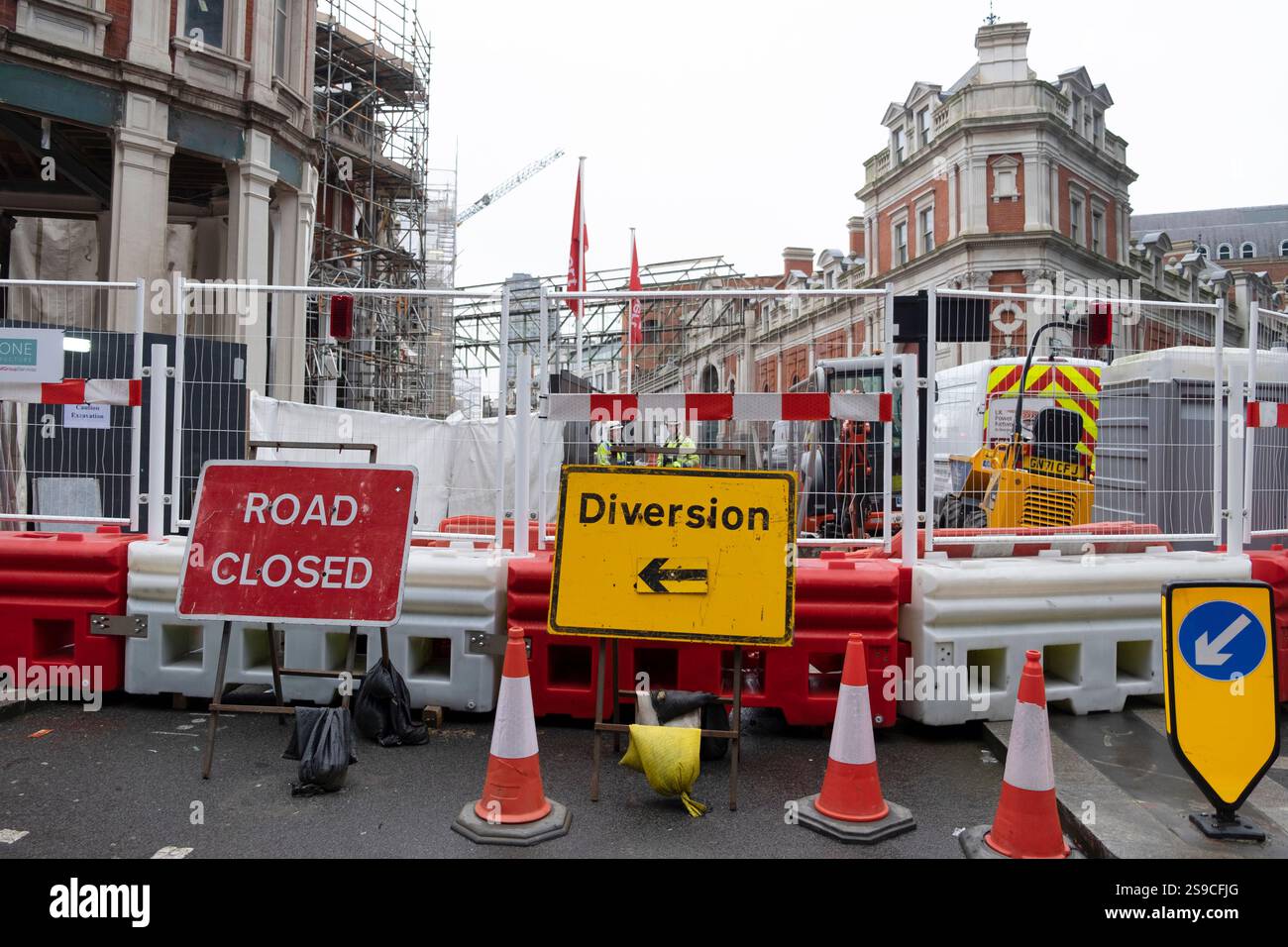 Road Closed diversion signs at West Smithfield Market museum ...