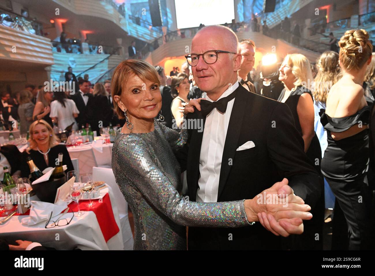 25 January 2025, Bavaria, Munich: German Film Ball. Uschi Glas and ...