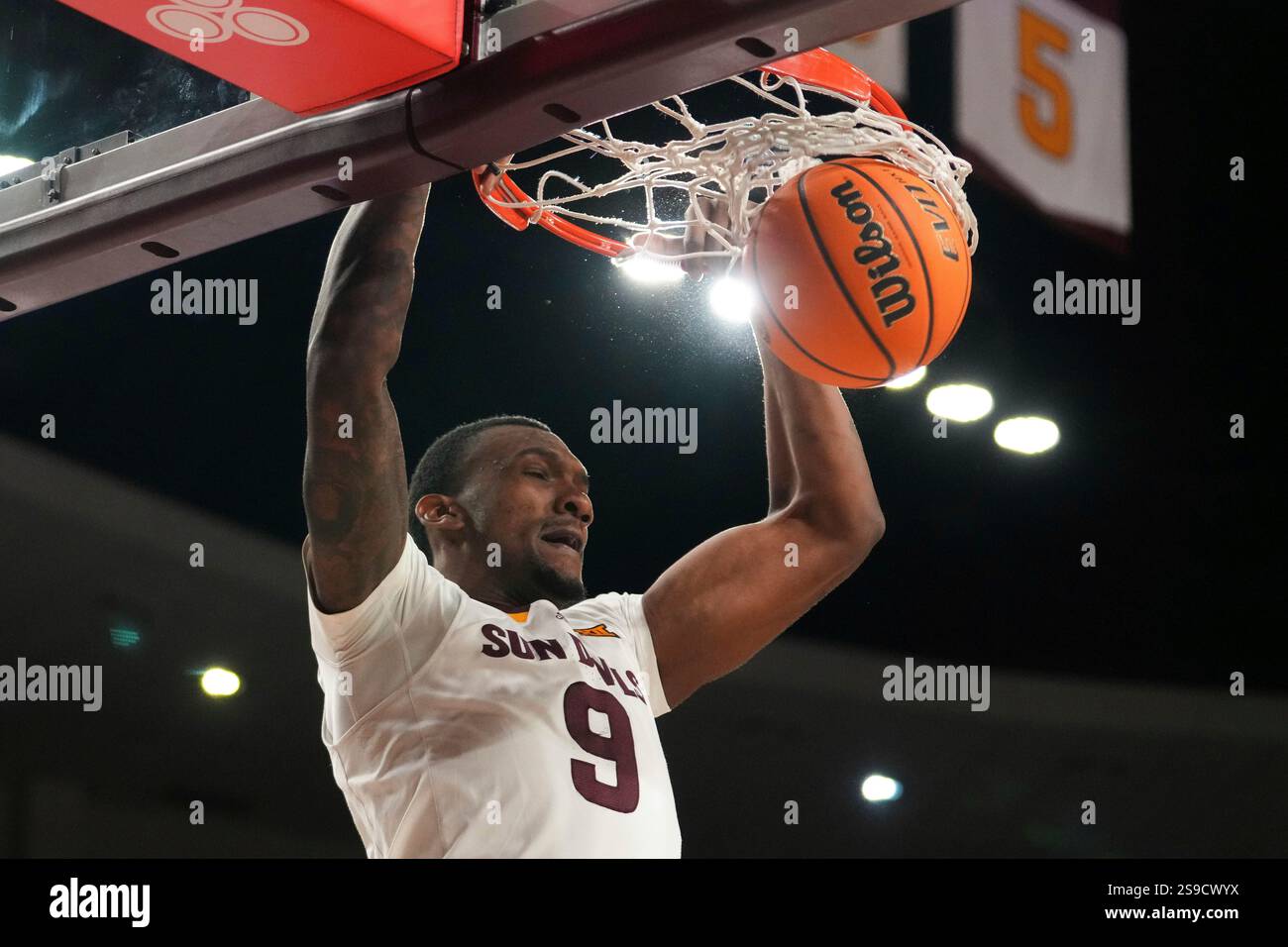 Arizona State Sun Devils center Shawn Phillips Jr. (9) dunks against ...