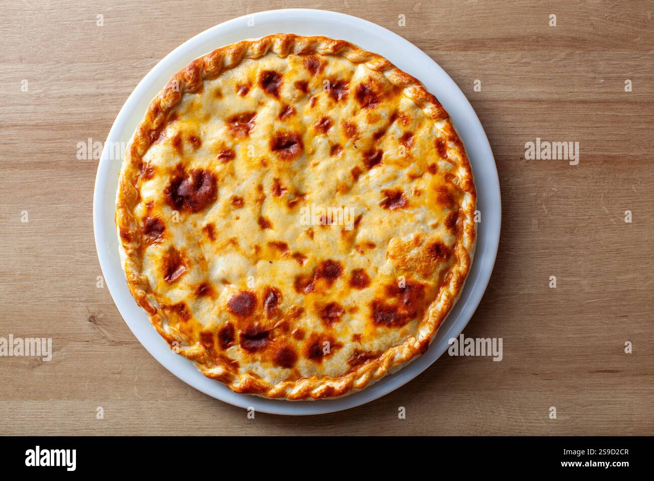 Food golden baked traditional hi-res stock photography and images - Alamy