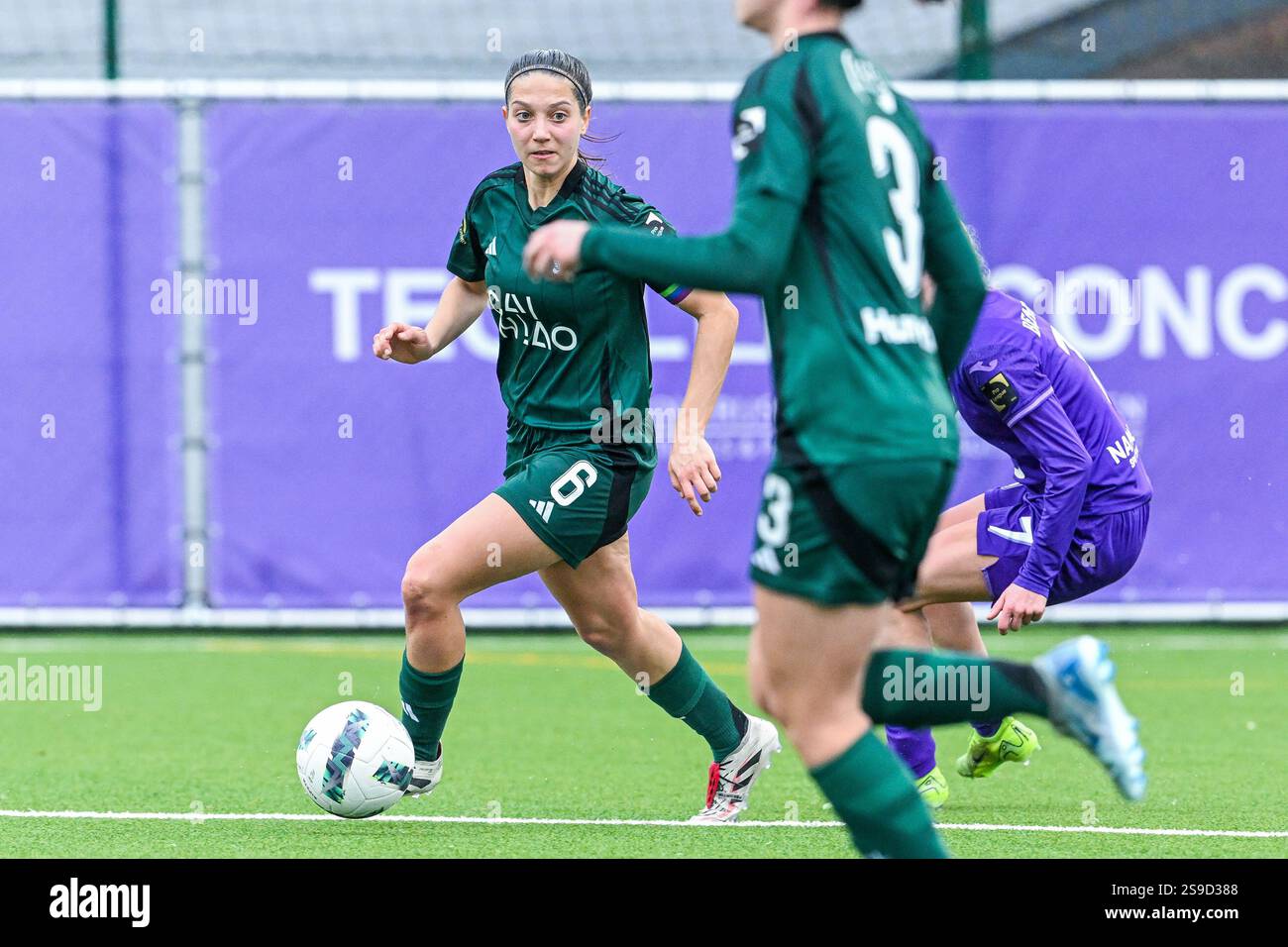 Laura Miller (6) of Standard pictured during a female soccer game ...