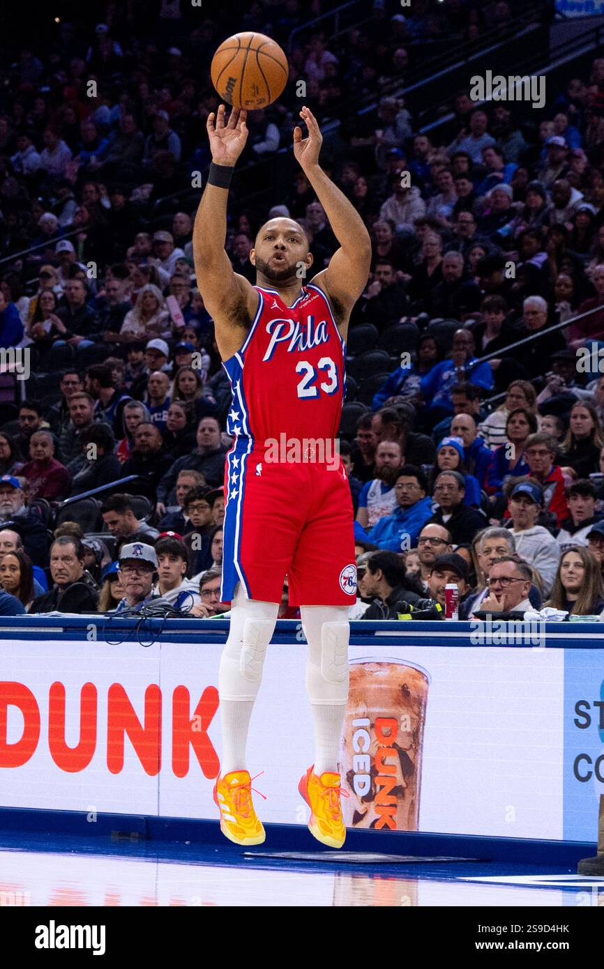 Philadelphia 76ers' Eric Gordon in action during the NBA basketball ...