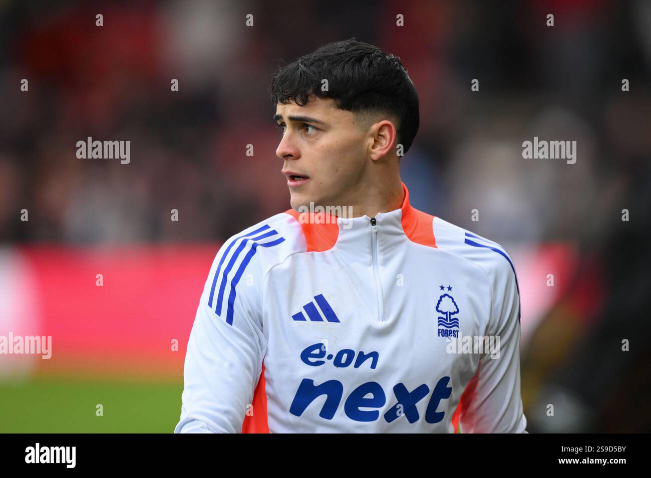 Ram—n Sosa of Nottingham Forest during the Premier League match between ...