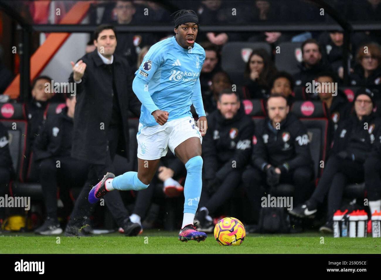 Anthony Elanga of Nottingham Forest looking for options during the ...