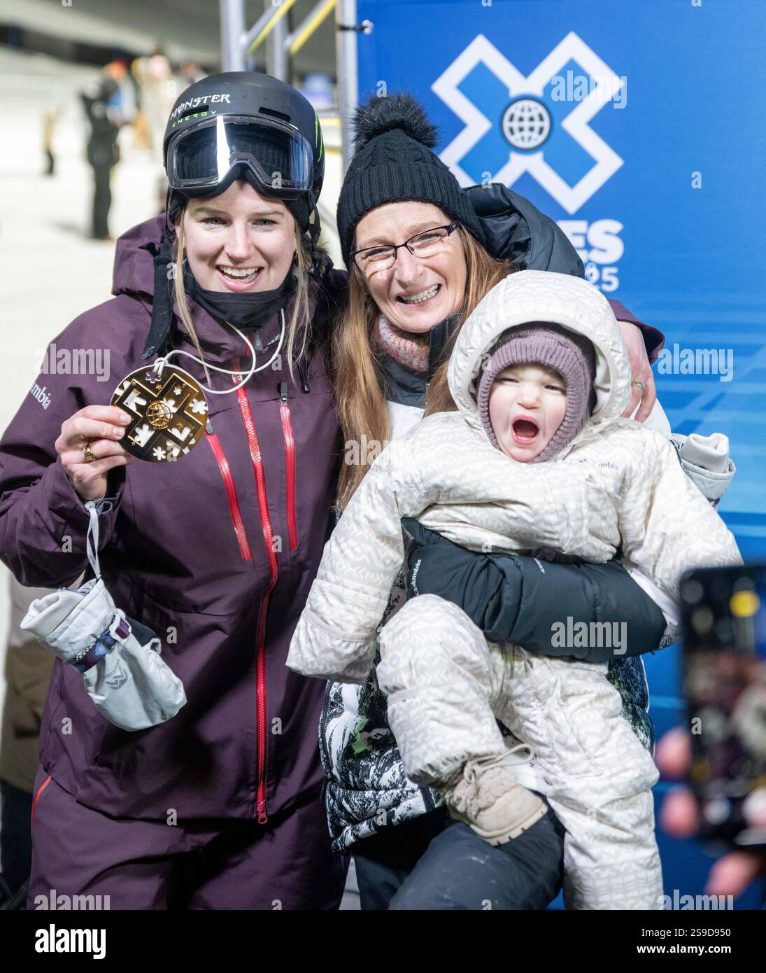 January 24, 2025, Aspen, Colorado, USA: CASSIE SHARPE celebrates her ...