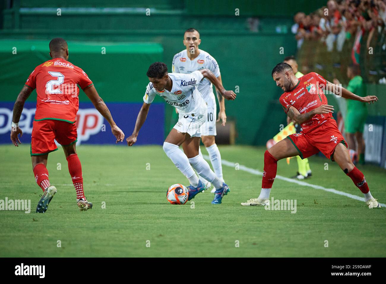Souza (center) of Santos during the match between Velo Clube and Santos ...
