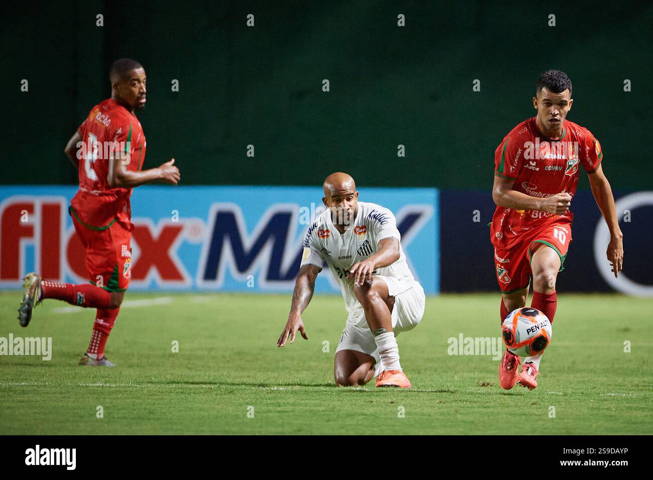 Felipinho (w/ the ball) of Velo Clube during the match between Velo ...