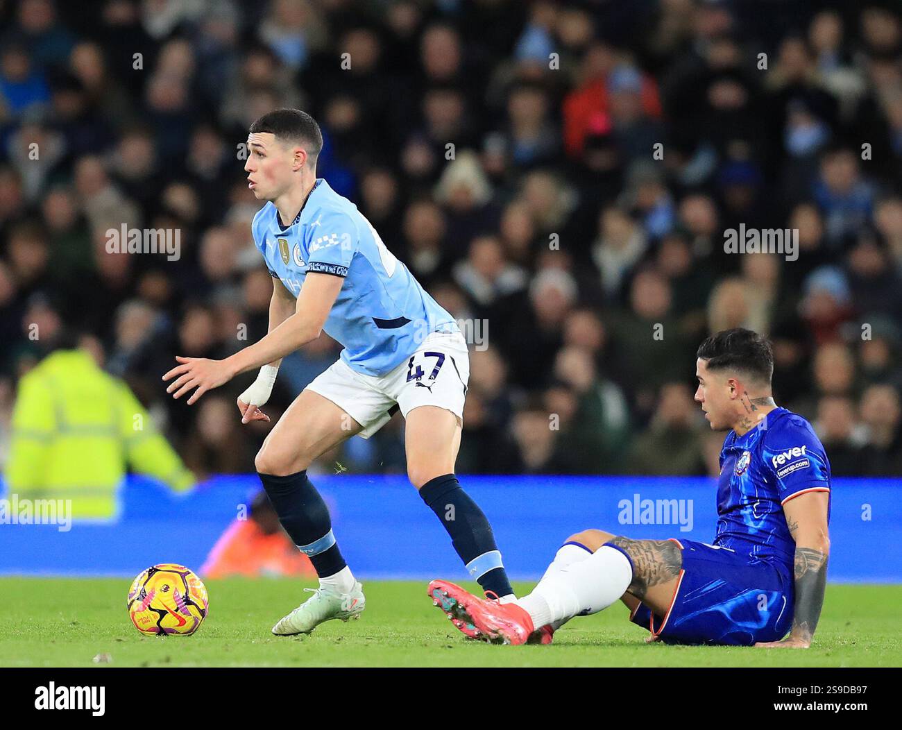 25th January 2025; Etihad Stadium, Manchester, England; Premier League ...