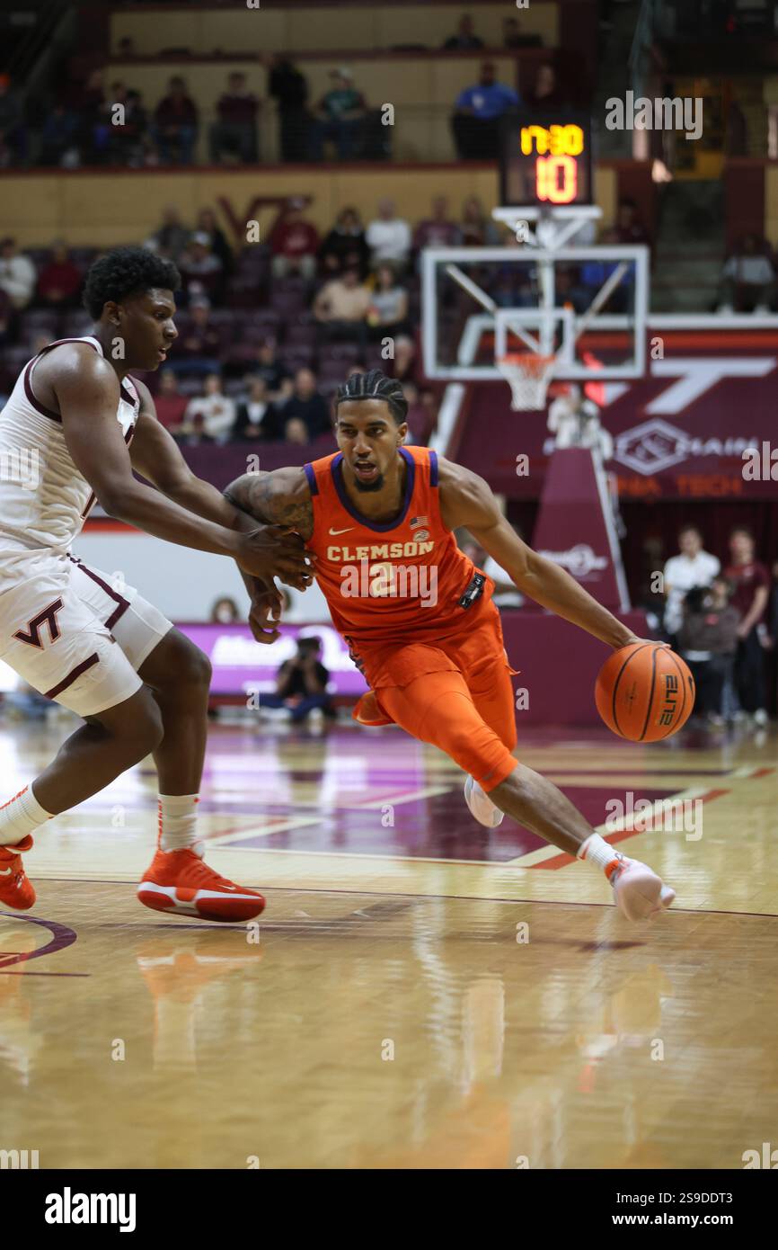 January 25, 2025: Clemson Tigers guard Dillon Hunter (2) drives to the ...