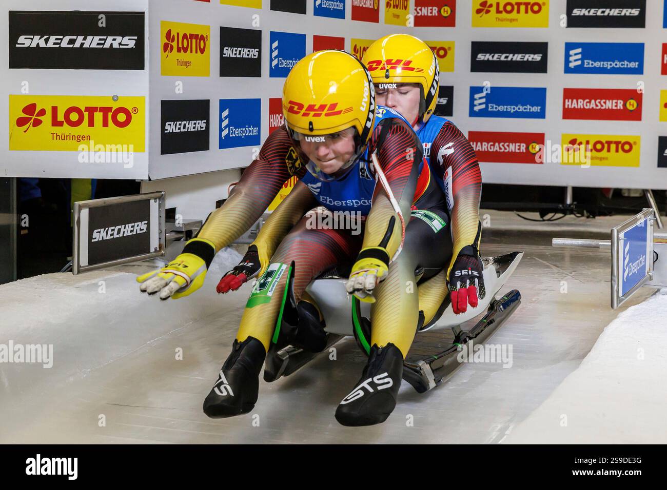 Elisa-Marie Storch mit Pauline Patz (GER, Deutschland) beim Start, 25. ...