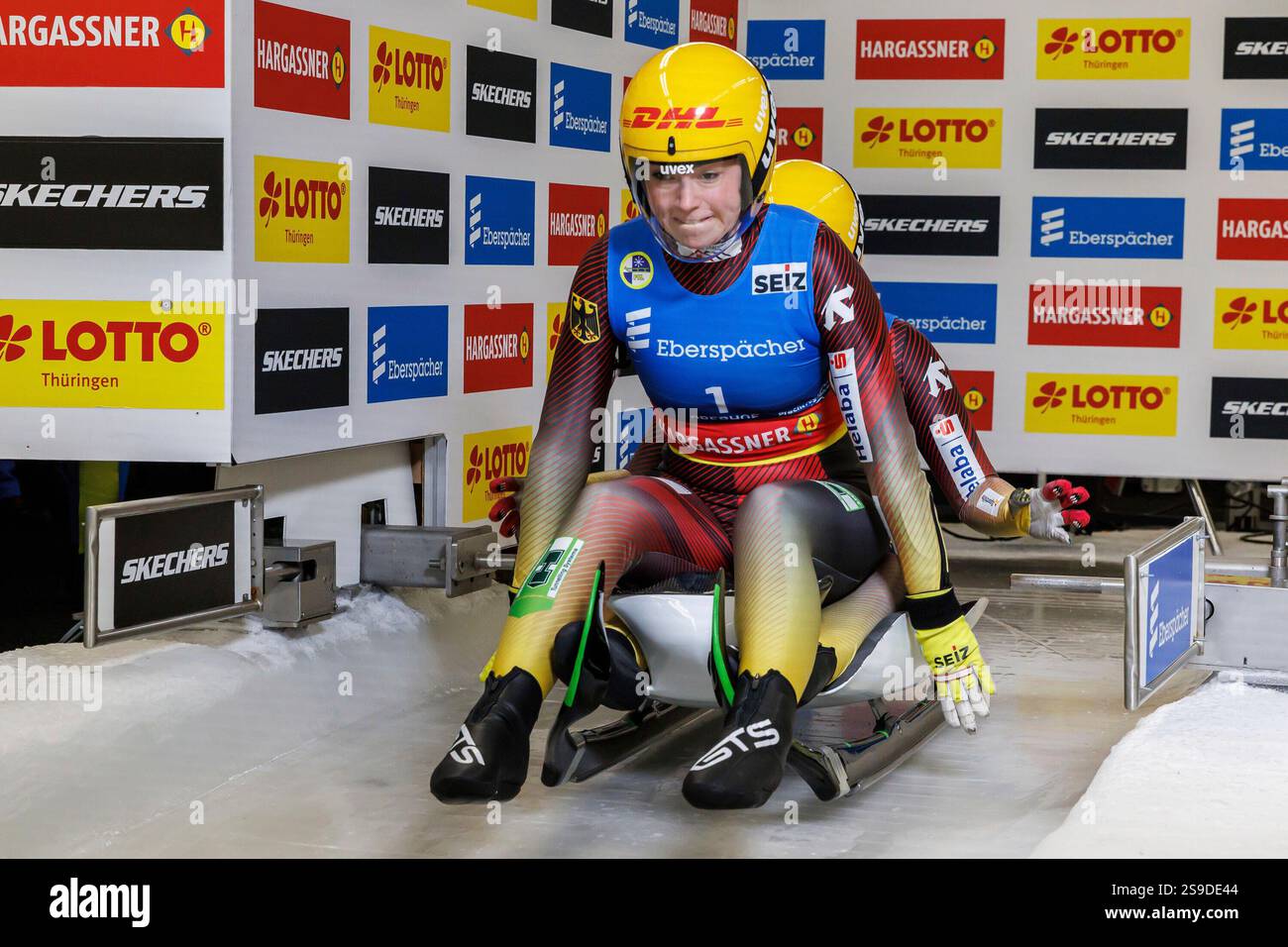 Elisa-Marie Storch mit Pauline Patz (GER, Deutschland) beim Start, 25. ...