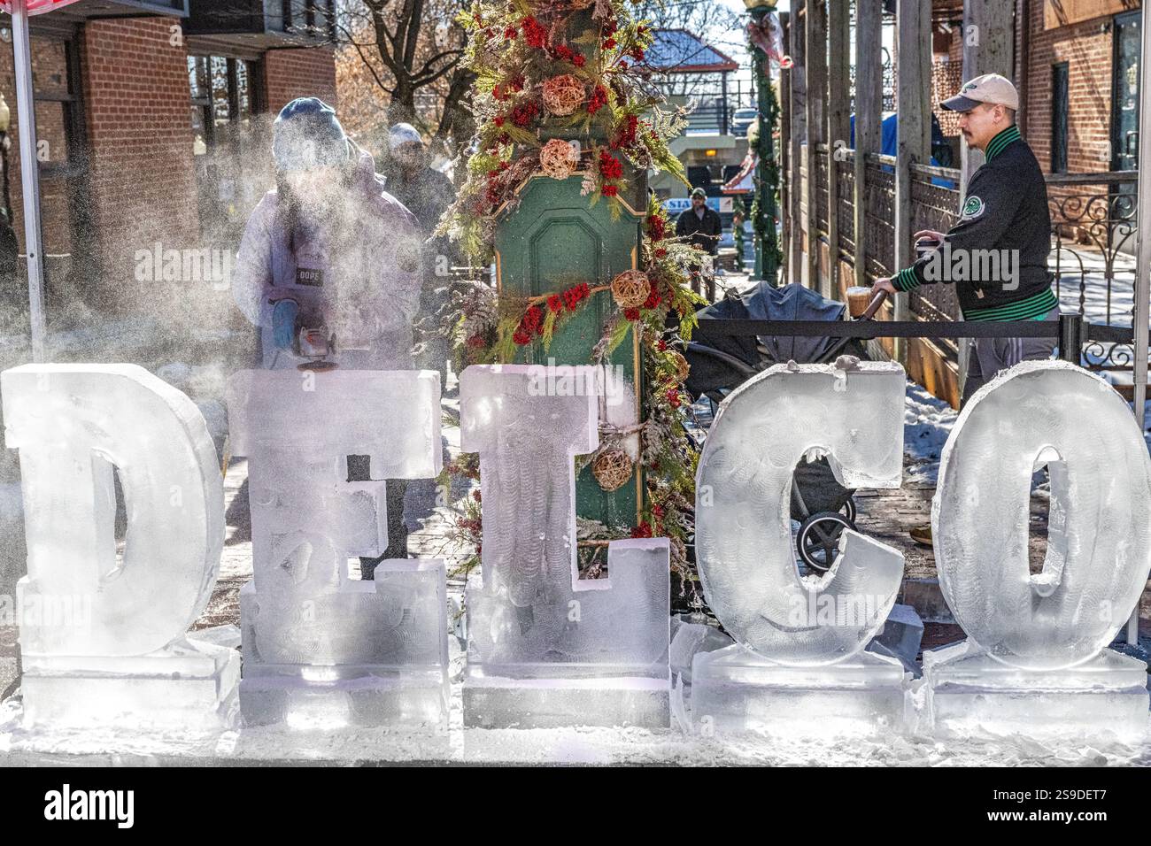 Ice sculptor artists give an ice carving demonstration - Ice Sculpture ...