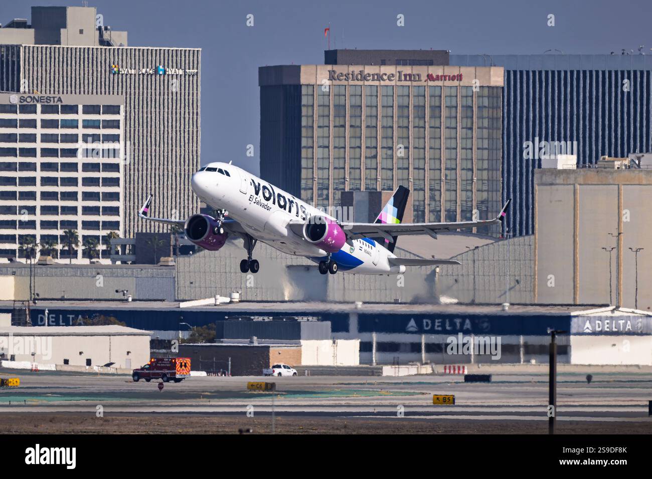 Los Angeles Intl. Airport 1-18-2025 Inglewood, CA USA Volaris El ...