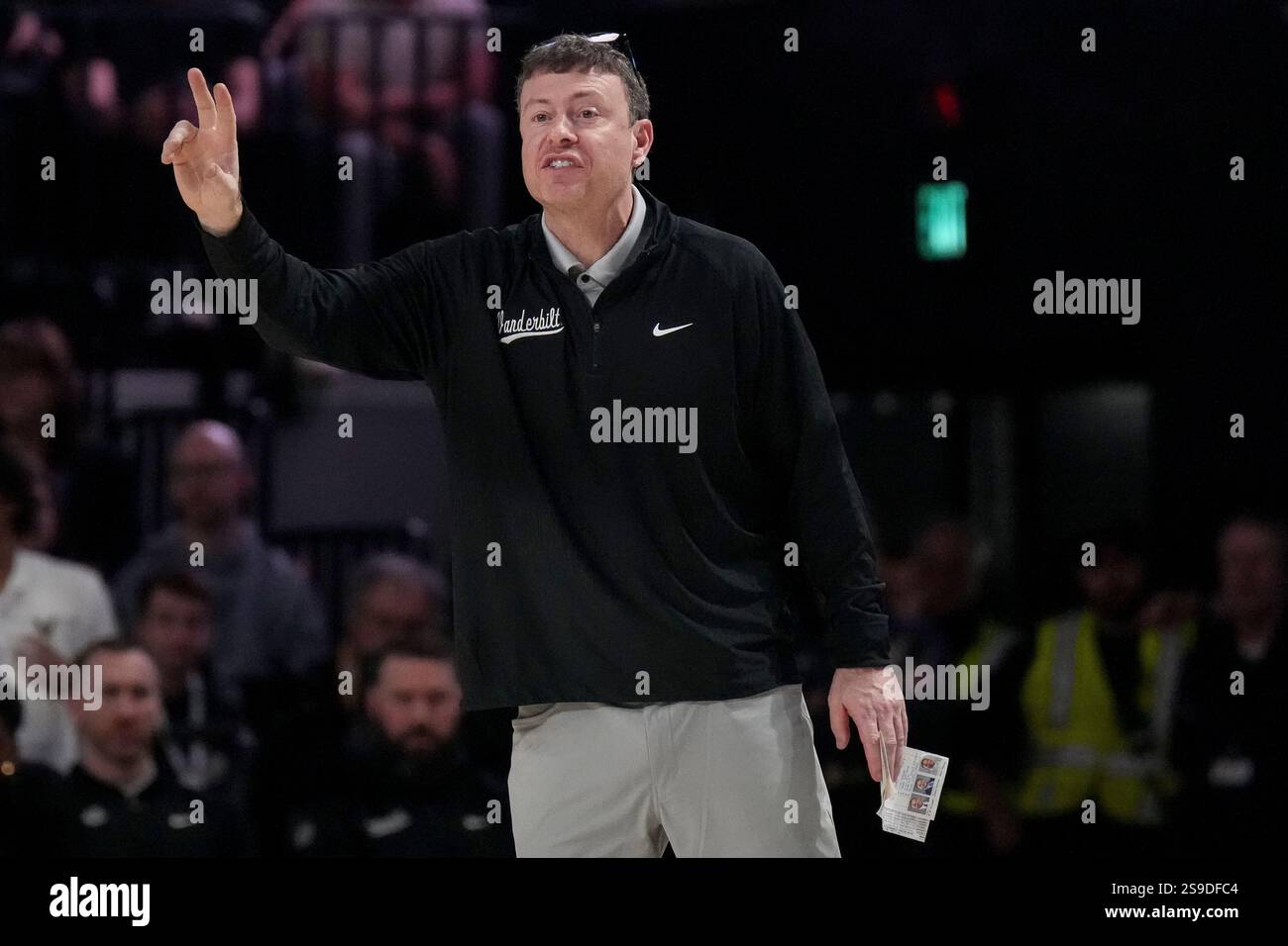 Vanderbilt head coach Mark Byington looks onto the court during the ...
