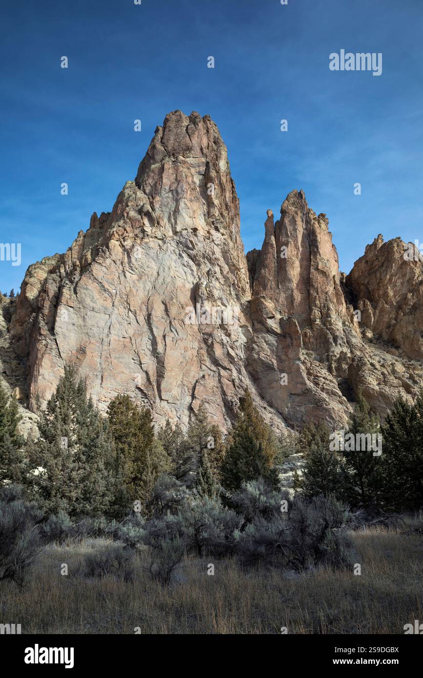 Climbing basalt rock in hi-res stock photography and images - Alamy