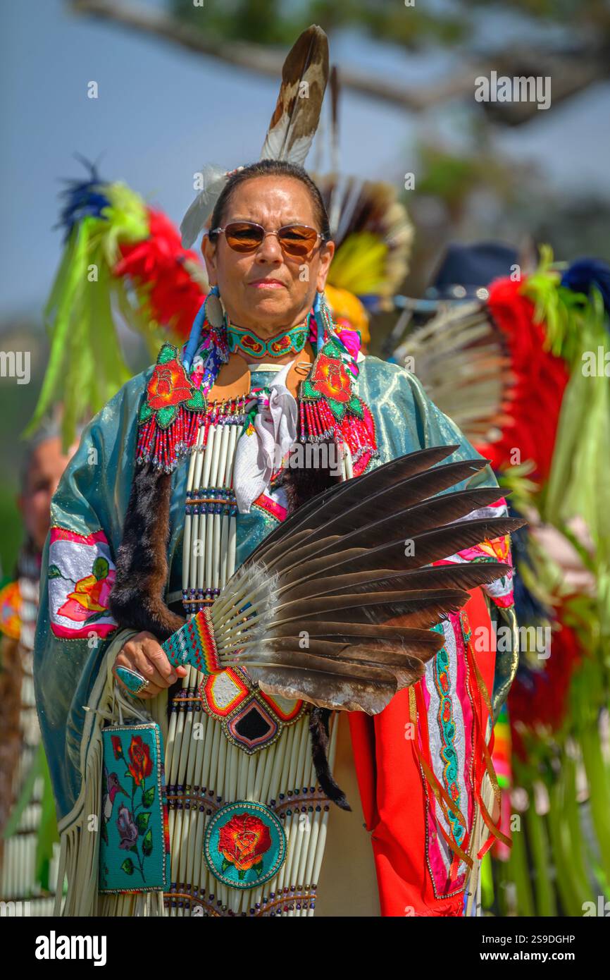 Male Dancer performing at the Mission San Luis Rey Pow Wow Stock Photo - Alamy