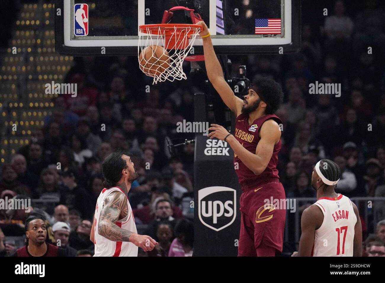 Cleveland Cavaliers center Jarrett Allen (31) dunks between Houston ...