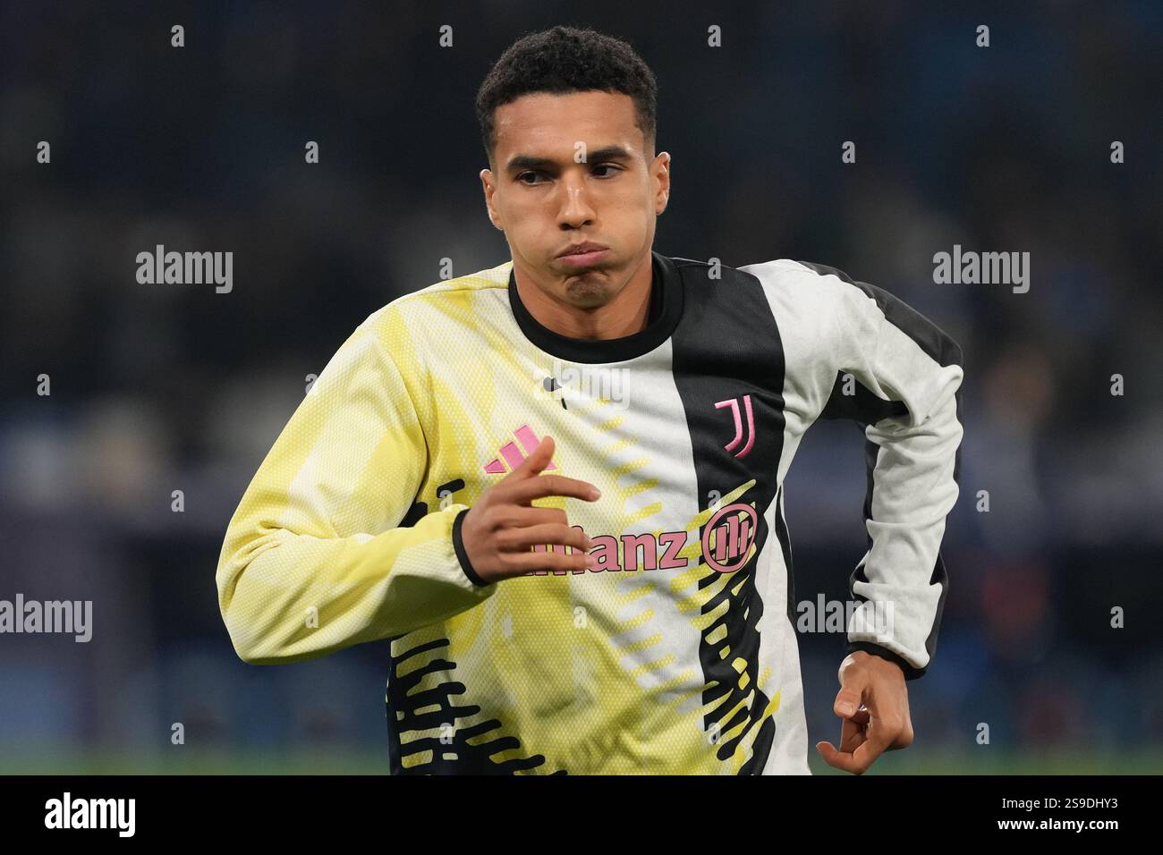 Naples, Italy. 25 Jan, 2025. Alberto Costa of Juventus FC warms up ...