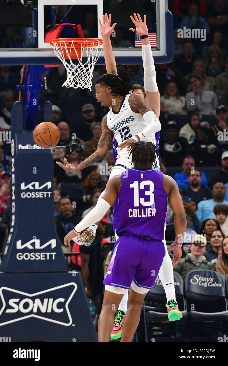 Memphis Grizzlies guard Ja Morant (12) handles the ball against the ...
