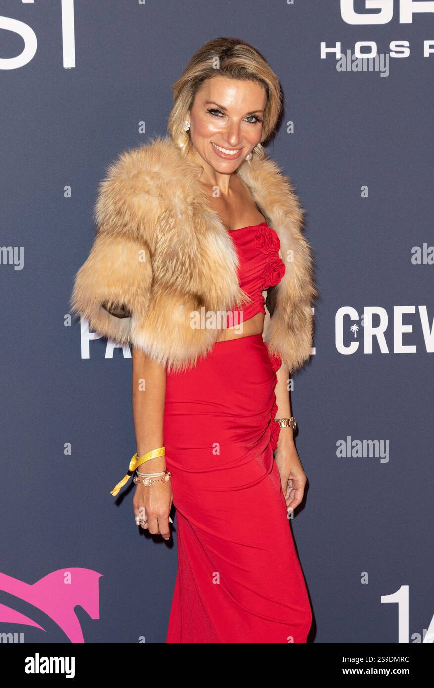 HALLANDALE, FLORIDA - JANUARY 25: Elizabeth Resnick attends Pegasus ...