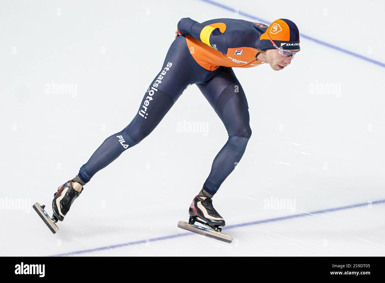 CALGARY, CANADA - JANUARY 25: Jorrit Bergsma of Netherlands competing during the ISU World Cup ...