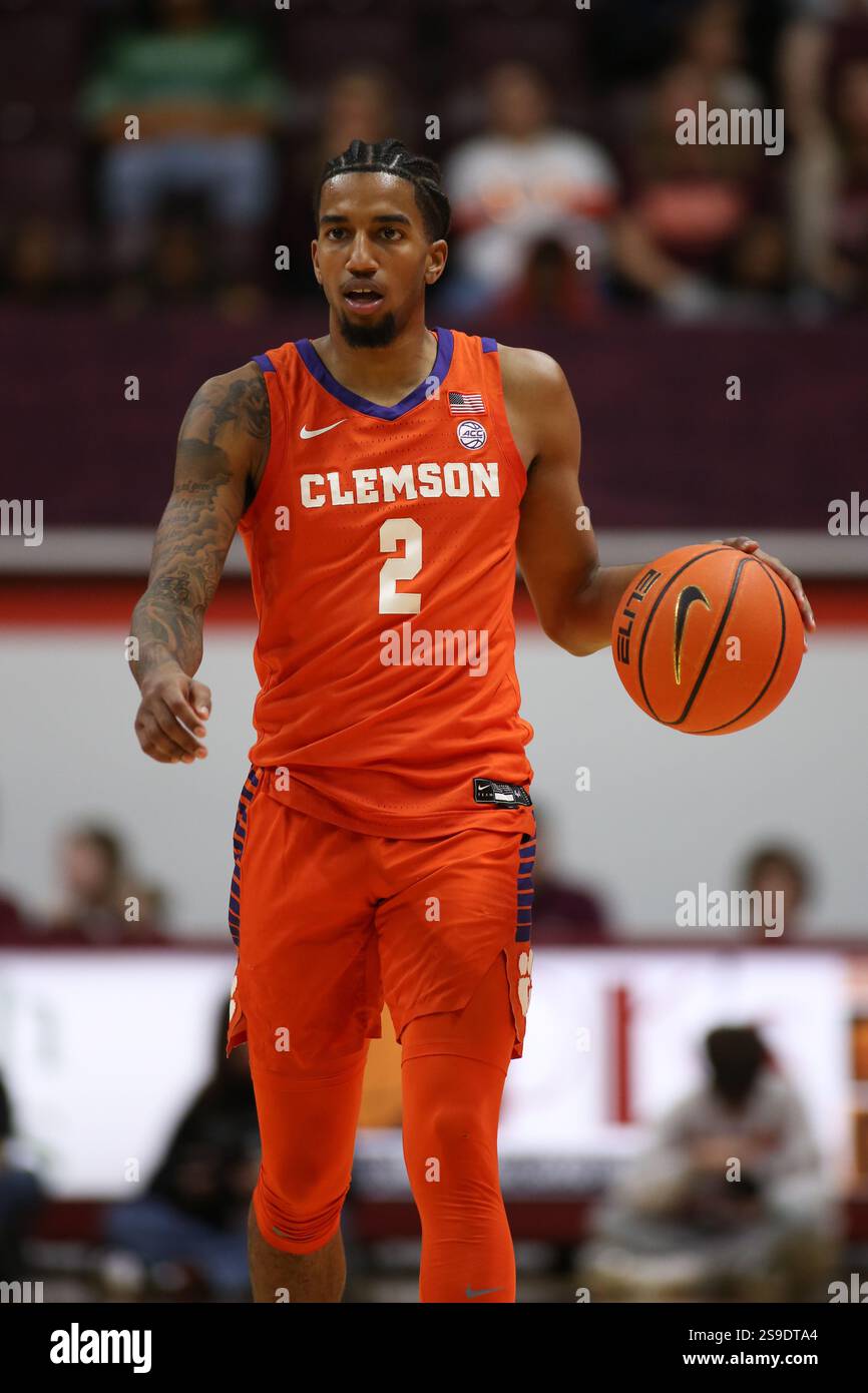 January 25, 2025: Clemson Tigers guard Dillon Hunter (2) brings the ...
