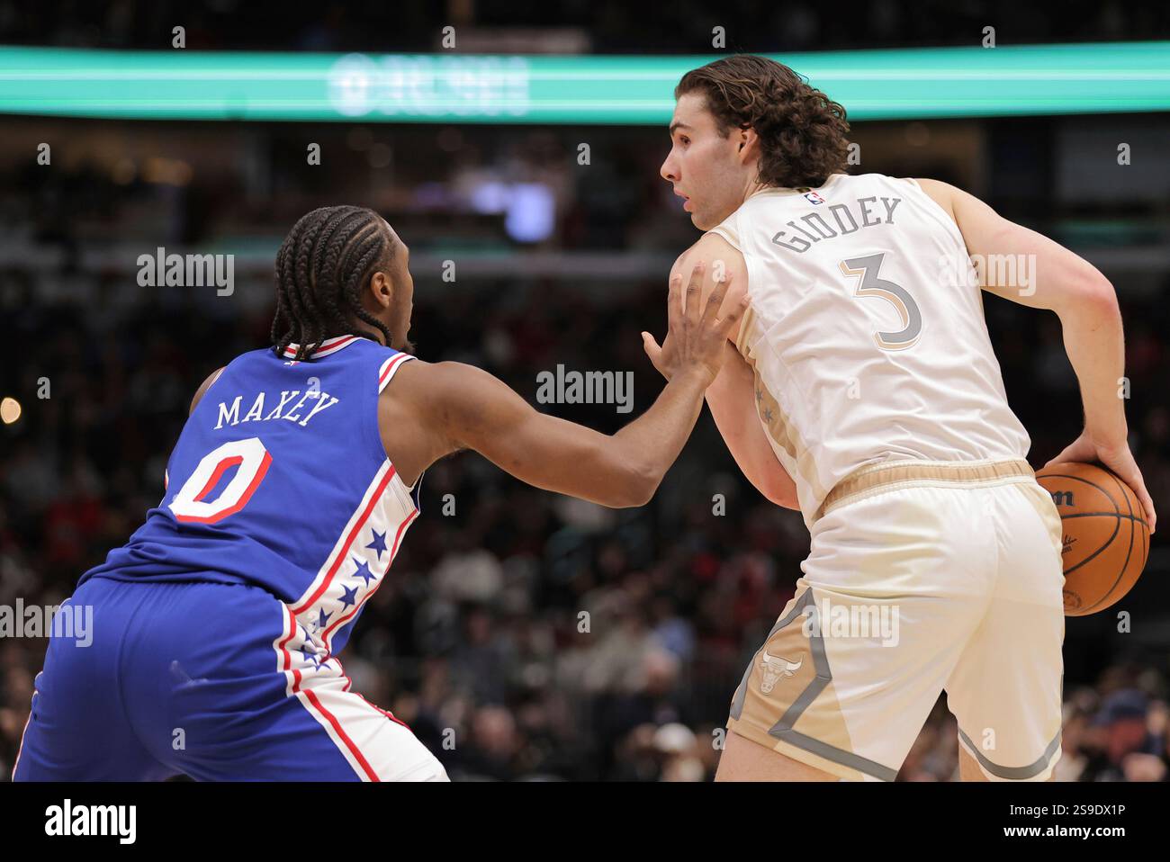 Philadelphia 76ers guard Tyrese Maxey (0) guards against Chicago Bulls ...