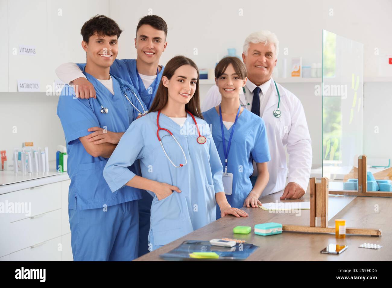 Group of medical students with doctor at university Stock Photo - Alamy