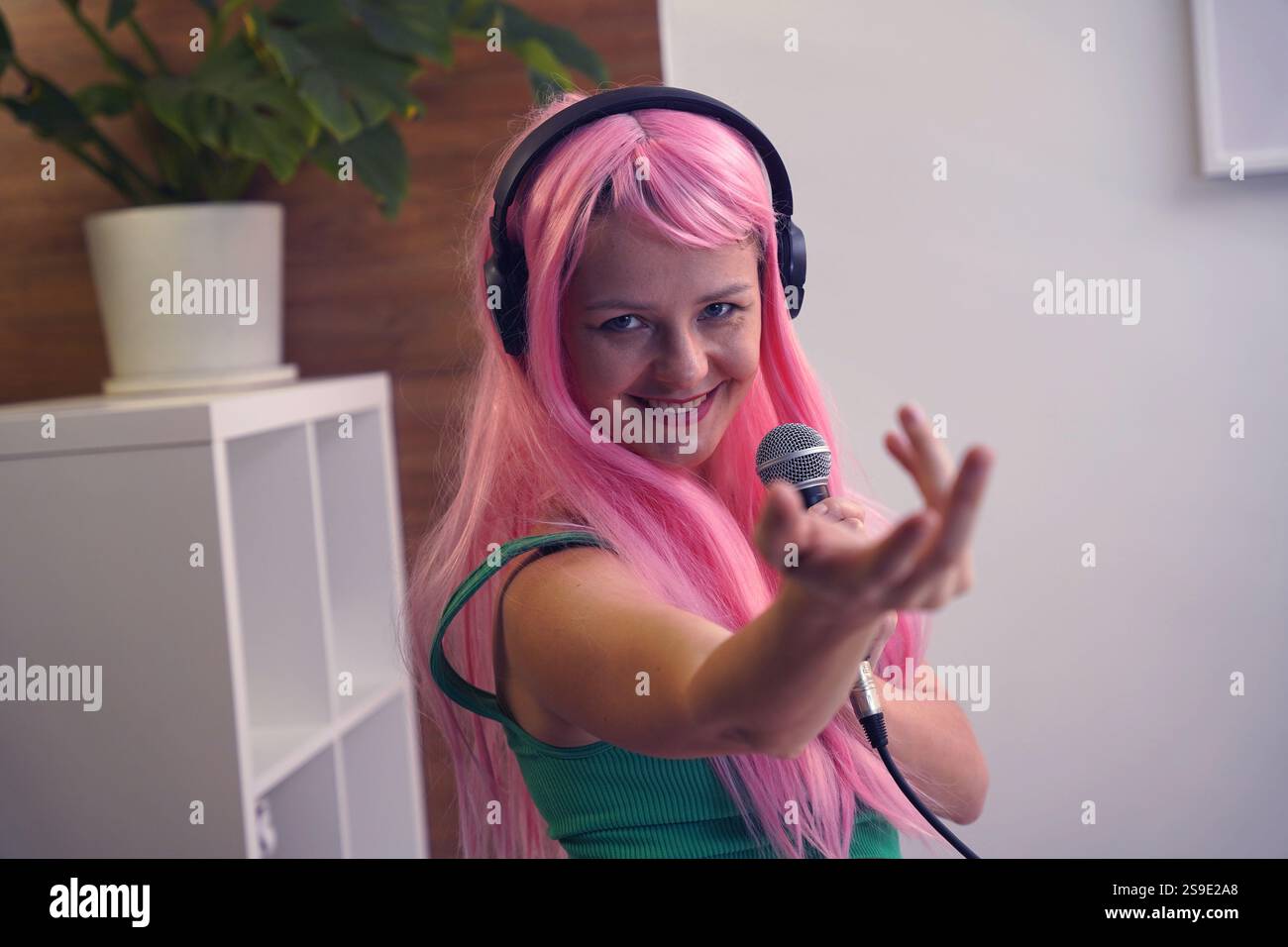 Beautiful young singer and musician broadcast from her home studio ...