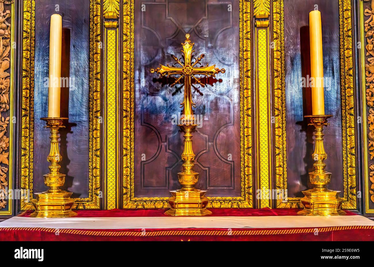 Colorful Golden Cross Candlesticks Altar Basilica St Paul Anglican ...