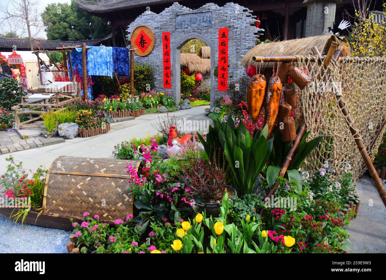 The 2025 West Lake Spring Flower Show kicks off in Hangzhou City, east ...