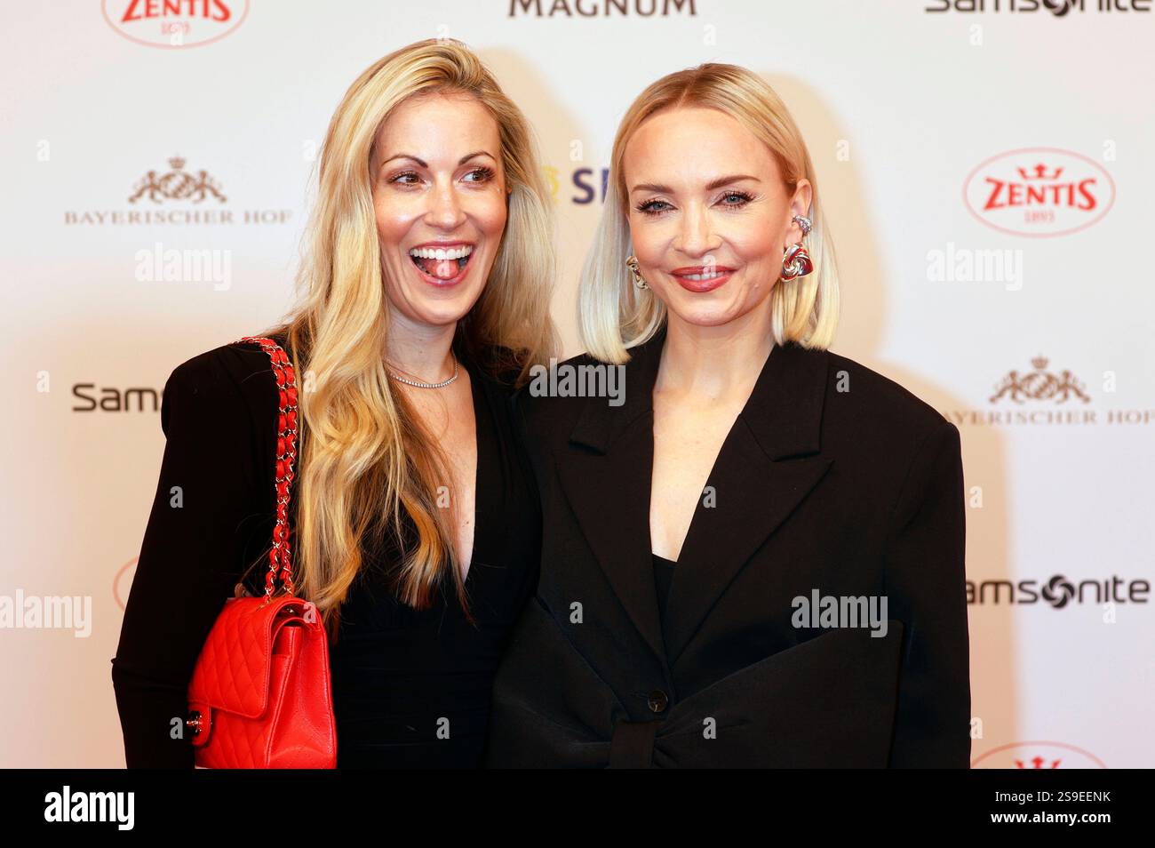 Andrea Kaiser und Janin Ullmann beim 49. Deutschen Filmball 2025 im ...