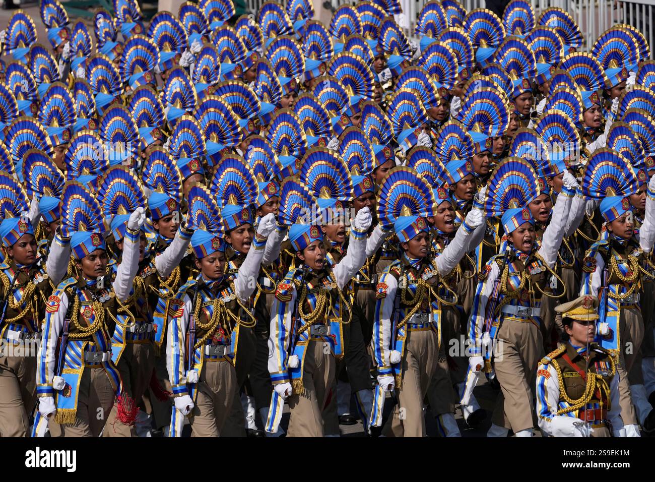 Indian paramilitary force soldiers march through the ceremonial ...