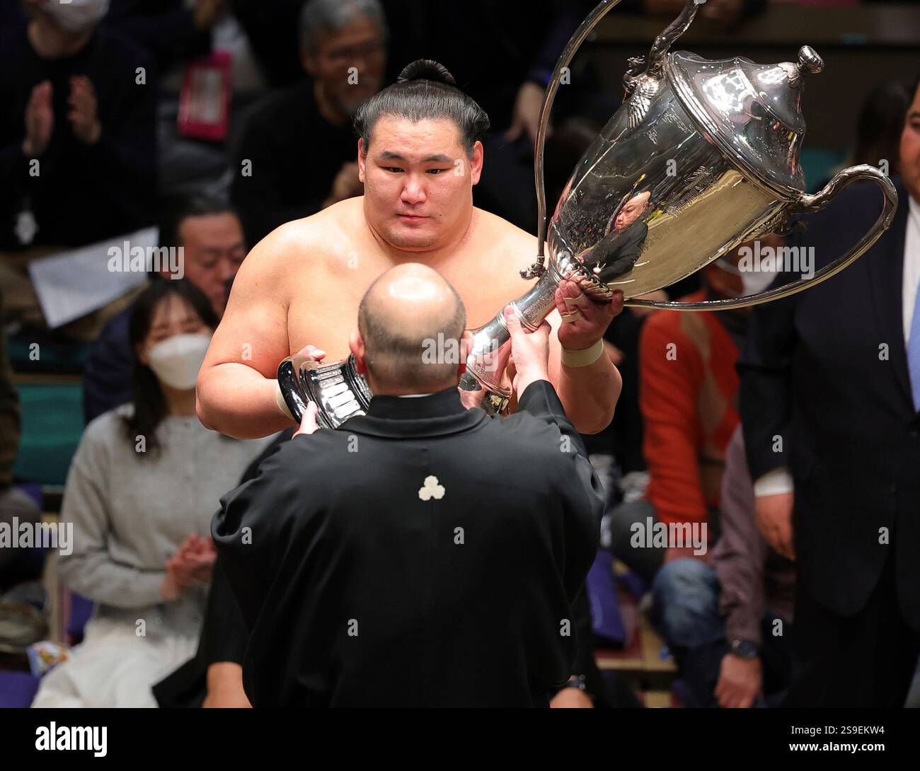Hoshoryu, Mongolian Ozeki rank sumo wrestler, receives victory cup ...