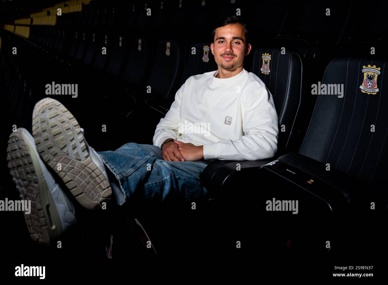 DEVENTER, 24-01-2025 Dutch Football season 2024 / 2025. Photoshoot of ...