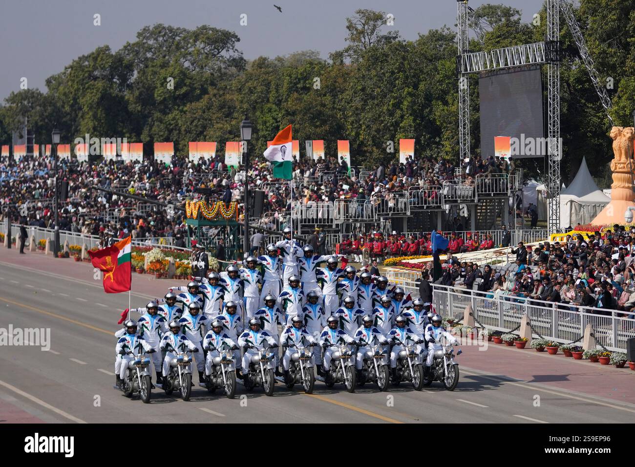 Indian Army's daredevils perform stunts through the ceremonial Kartavya ...