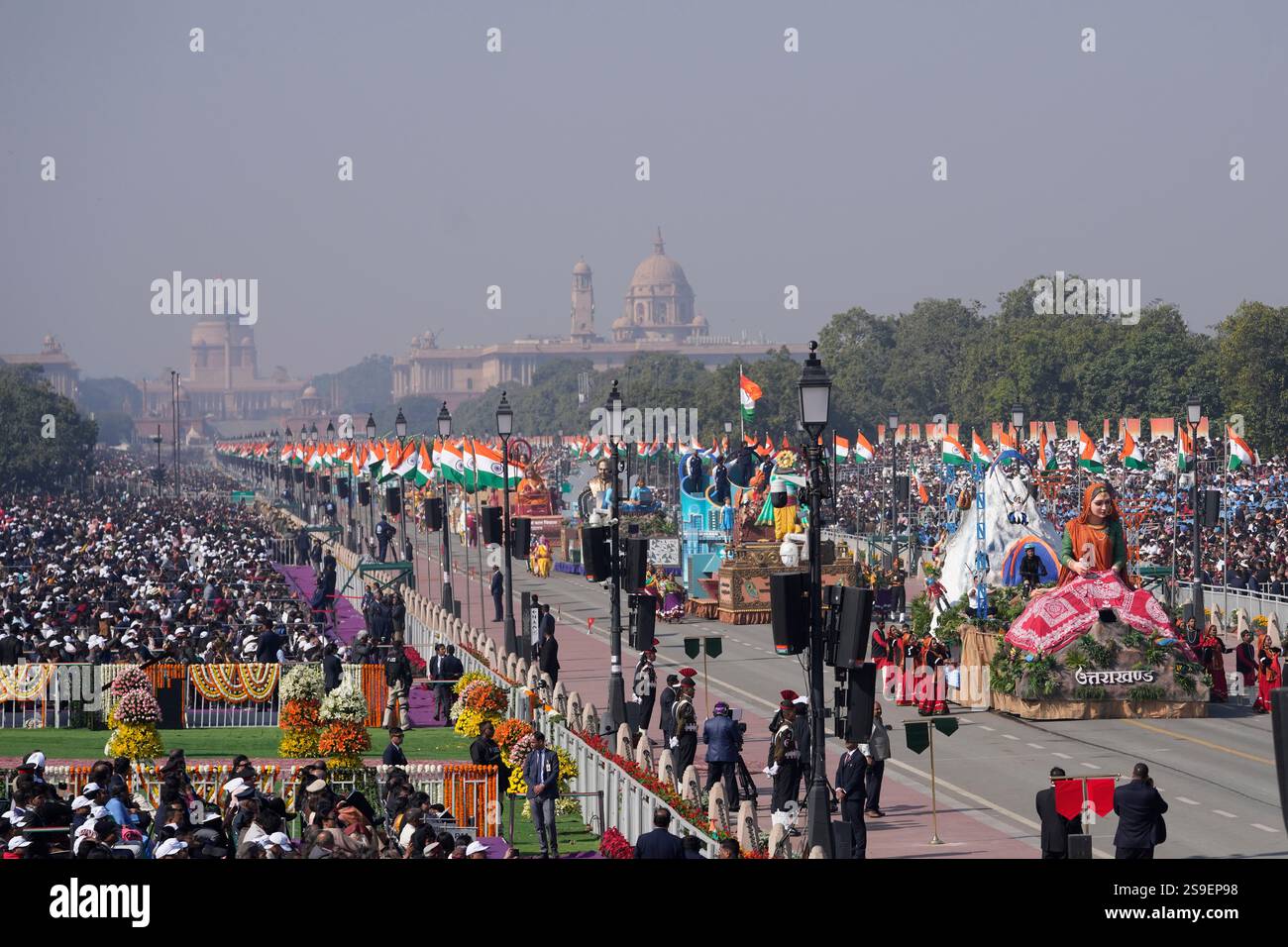 A tableau of uttarakhand drives through the ceremonial Kartavya Path ...