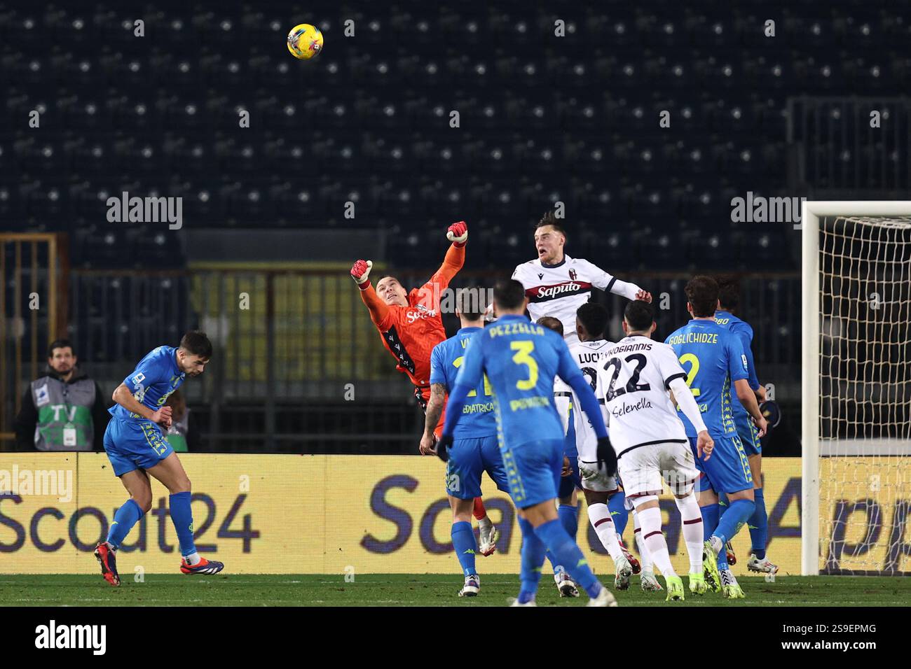 Alberto Grassi (Empoli)Lukasz Skorupski (Bologna)Sam Beukema (Bologna ...