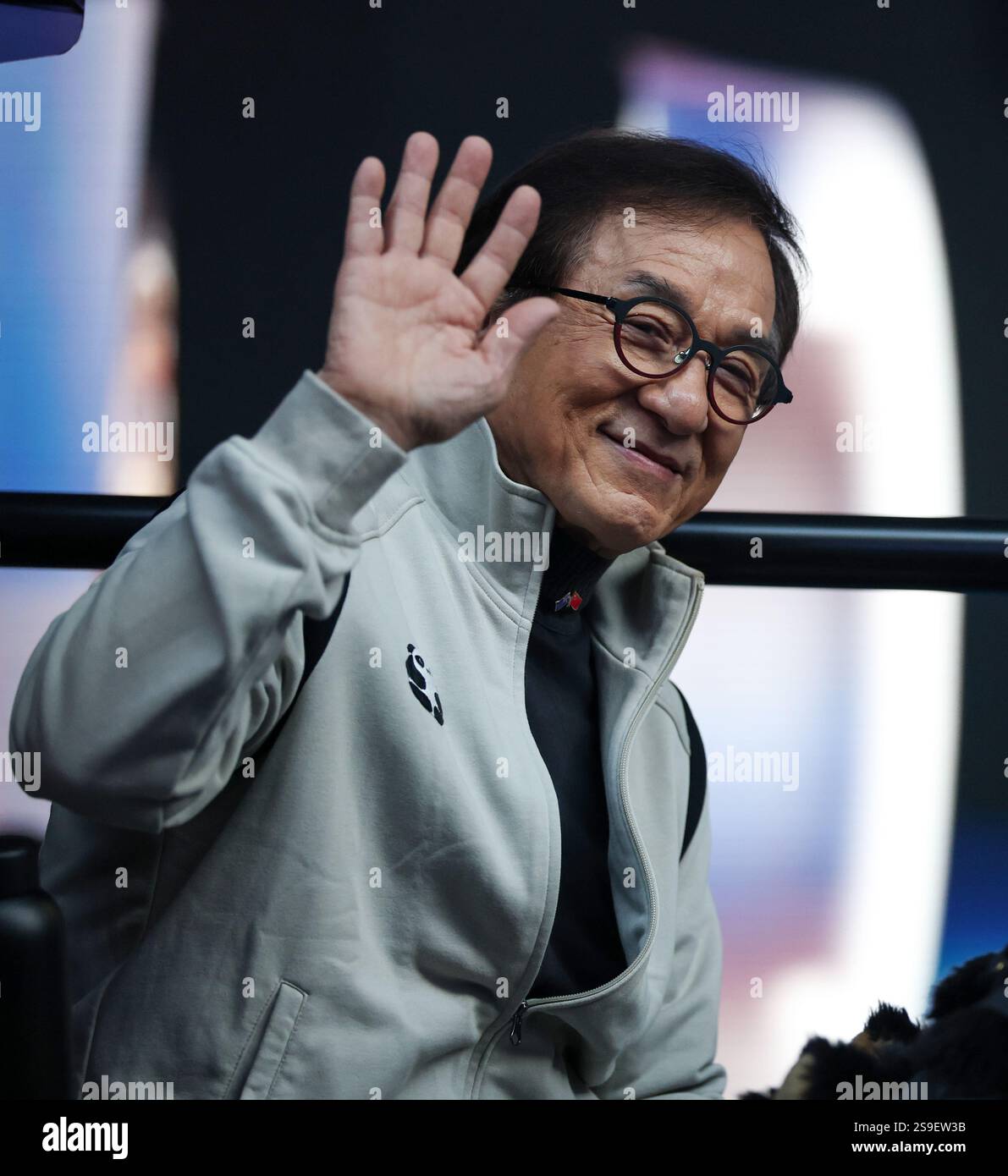 (250126) -- MELBOURNE, Jan. 26, 2025 (Xinhua) -- Actor Jackie Chan ...