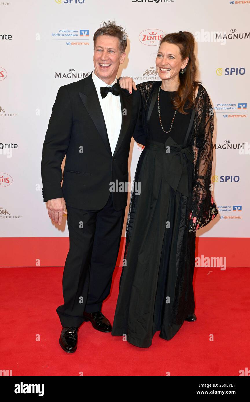 Tobias Moretti und Julia Moretti beim 49. Deutschen Filmball 2025 im ...
