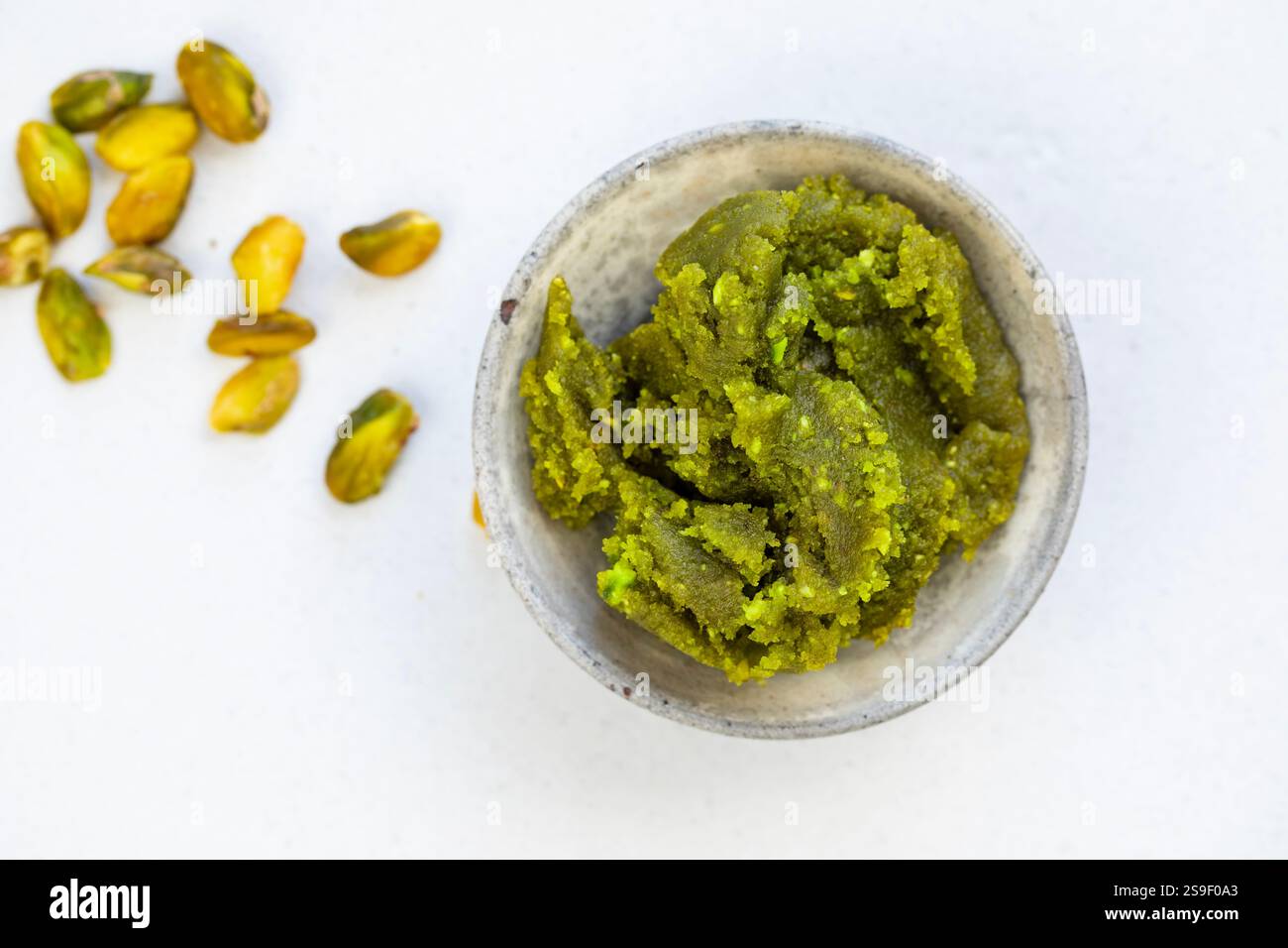 Pistachio nut plant hi-res stock photography and images - Alamy