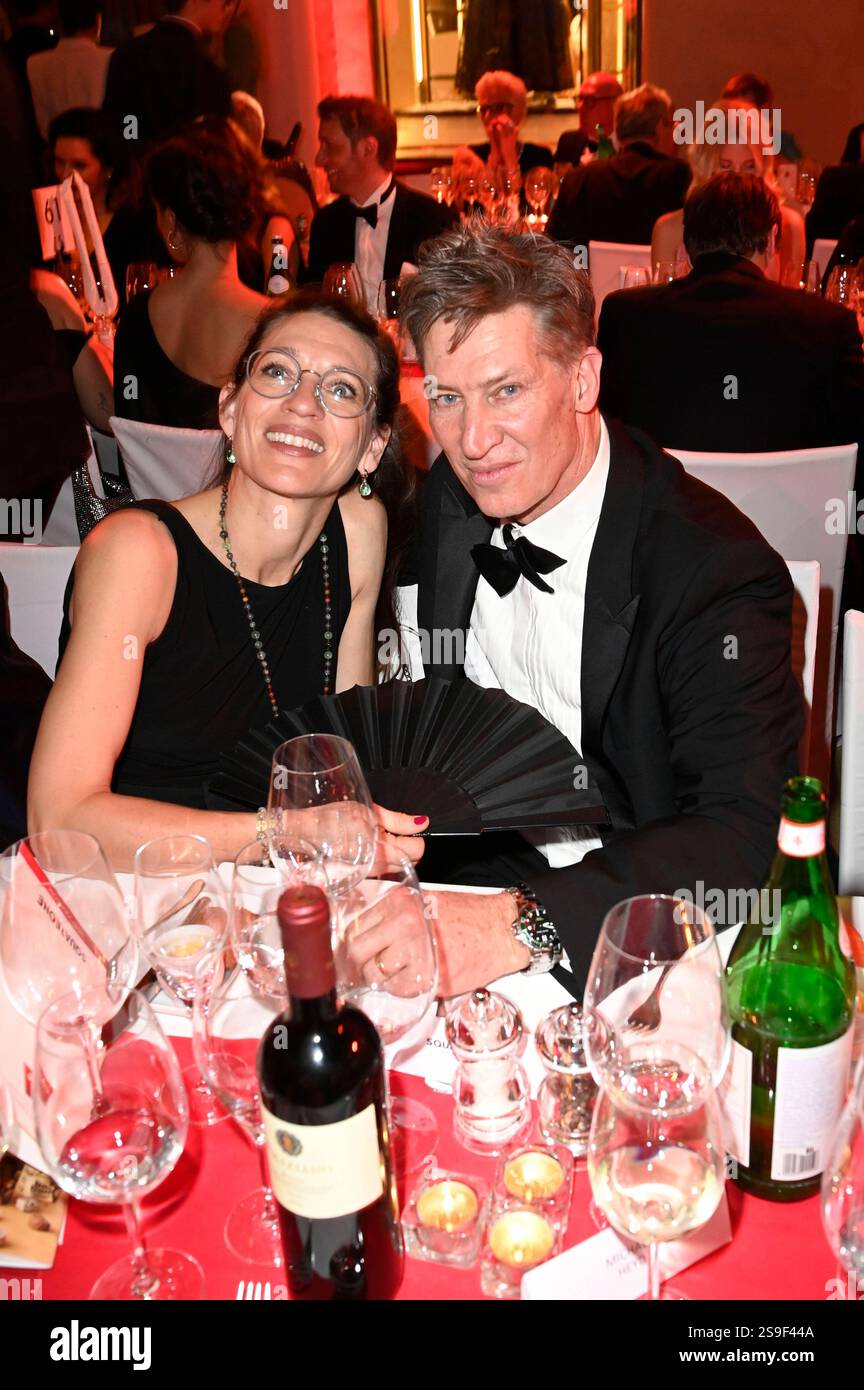 Tobias Moretti mit Ehefrau Julia Moretti beim 49. Deutschen Filmball 2025 im Hotel Bayerischer ...